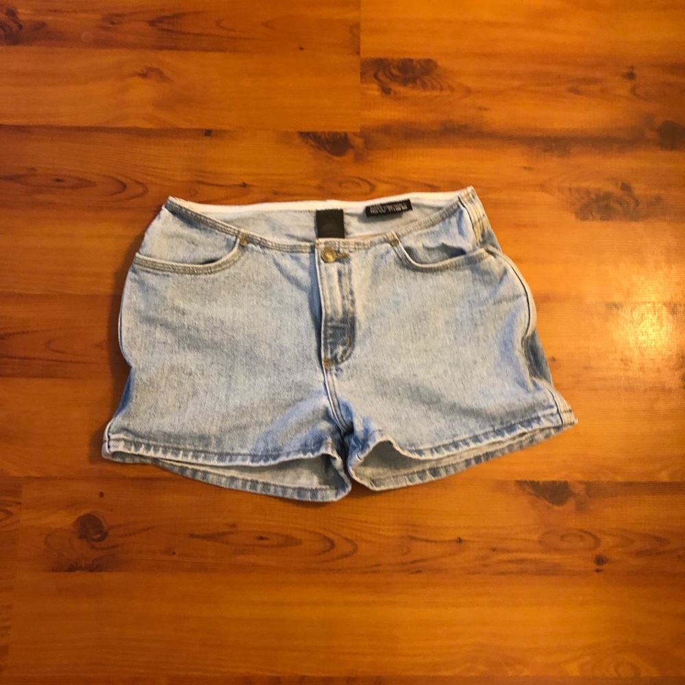 Vintage Daisy Duke Shorts - Gem